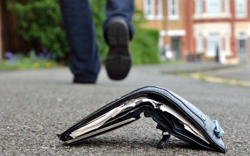 What To Do About A Lost Wallet - Before and After - CompliancePoint